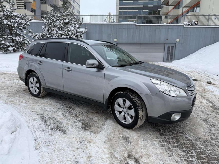 Grey Subaru Outback 2010 in Vilnius, with an engine capacity of 2.50 L and mileage of 182 thousand km for 4600 €, photo 5 on AUTOMOTO.COM.LV