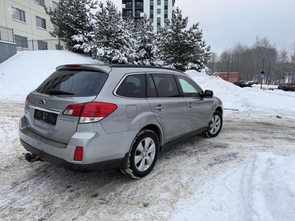 Pelēks Subaru Outback 2010 Viļņa, ar dzinēja tilpumu 2.50 L un nobraukumu 182 tūkst. km par 4600 €, foto 6 vietnē AUTOMOTO.COM.LV