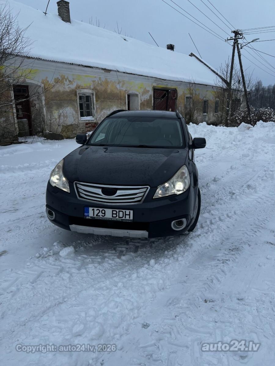 Pelēks Subaru Outback 2010 Tallina, ar dzinēja tilpumu 2.50 L un nobraukumu 300 tūkst. km par 5200 €, foto 3 vietnē AUTOMOTO.COM.LV