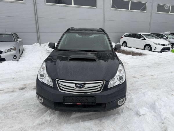 Pelēks Subaru Outback 2010 Viļņa, ar dzinēja tilpumu 2.00 L un nobraukumu 188 tūkst. km par 4450 €, foto 2 vietnē AUTOMOTO.COM.LV