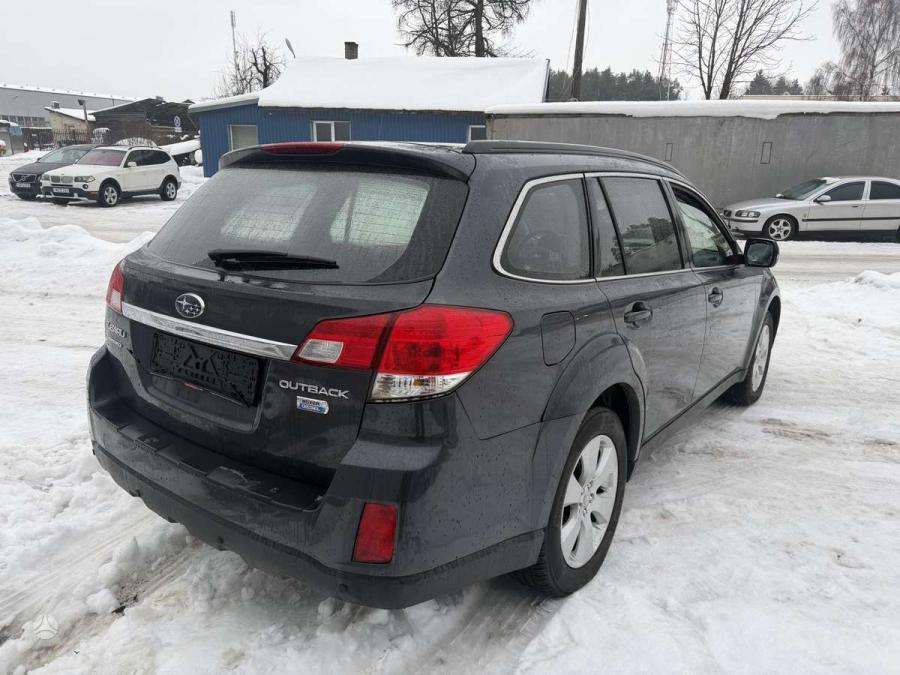Grey Subaru Outback 2010 in Vilnius, with an engine capacity of 2.00 L and mileage of 188 thousand km for 4450 €, photo 5 on AUTOMOTO.COM.LV