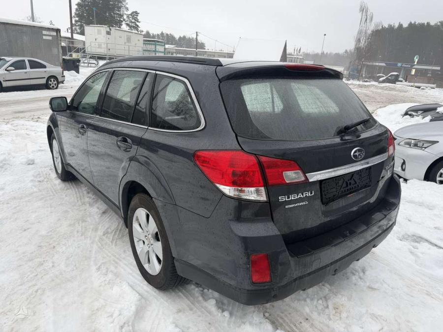 Grey Subaru Outback 2010 in Vilnius, with an engine capacity of 2.00 L and mileage of 188 thousand km for 4450 €, photo 7 on AUTOMOTO.COM.LV