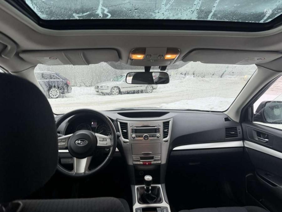 Grey Subaru Outback 2010 in Vilnius, with an engine capacity of 2.00 L and mileage of 188 thousand km for 4450 €, photo 11 on AUTOMOTO.COM.LV
