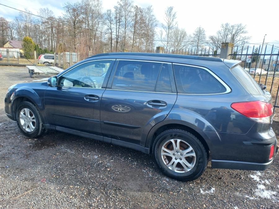 Pelēks Subaru Outback 2010 Rīga, ar dzinēja tilpumu 2.00 L un nobraukumu 300 tūkst. km par 1500 €, foto 3 vietnē AUTOMOTO.COM.LV