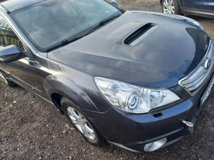 Pelēks Subaru Outback 2010 Rīga, ar dzinēja tilpumu 2.00 L un nobraukumu 300 tūkst. km par 1500 €, foto 6 vietnē AUTOMOTO.COM.LV