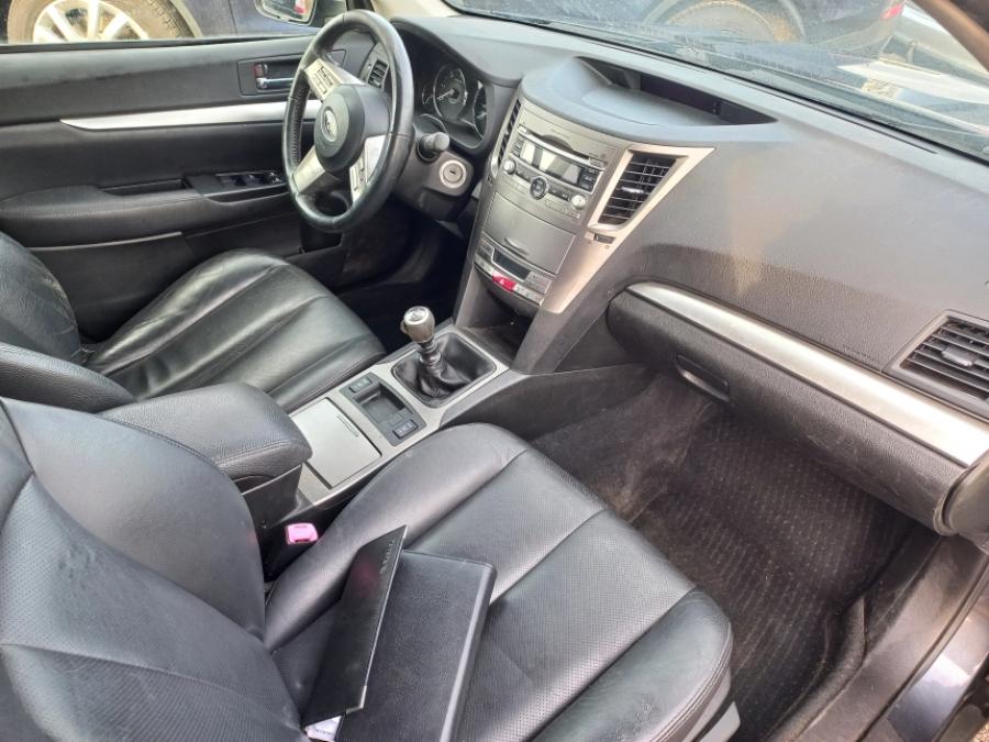 Pelēks Subaru Outback 2010 Rīga, ar dzinēja tilpumu 2.00 L un nobraukumu 300 tūkst. km par 1500 €, foto 7 vietnē AUTOMOTO.COM.LV