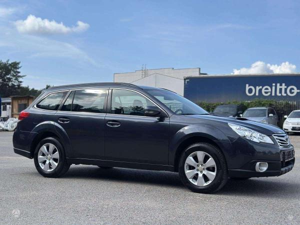Pelēks Subaru Outback 2010 Viļņa, ar dzinēja tilpumu 2.00 L un nobraukumu 188 tūkst. km par 2650 €, foto 5 vietnē AUTOMOTO.COM.LV