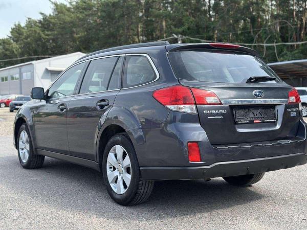 Pelēks Subaru Outback 2010 Viļņa, ar dzinēja tilpumu 2.00 L un nobraukumu 188 tūkst. km par 2650 €, foto 9 vietnē AUTOMOTO.COM.LV