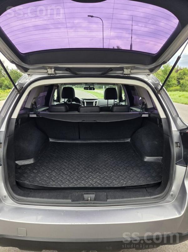 Pelēks Subaru Outback 2010 Rīga, ar dzinēja tilpumu 2.00 L un nobraukumu 360 tūkst. km par 4100 €, foto 10 vietnē AUTOMOTO.COM.LV