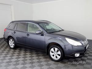 Pelēks Subaru Outback 2010 Tallina, ar dzinēja tilpumu 2.50 L un nobraukumu 159 tūkst. km par 2999 €, foto  vietnē AUTOMOTO.COM.LV
