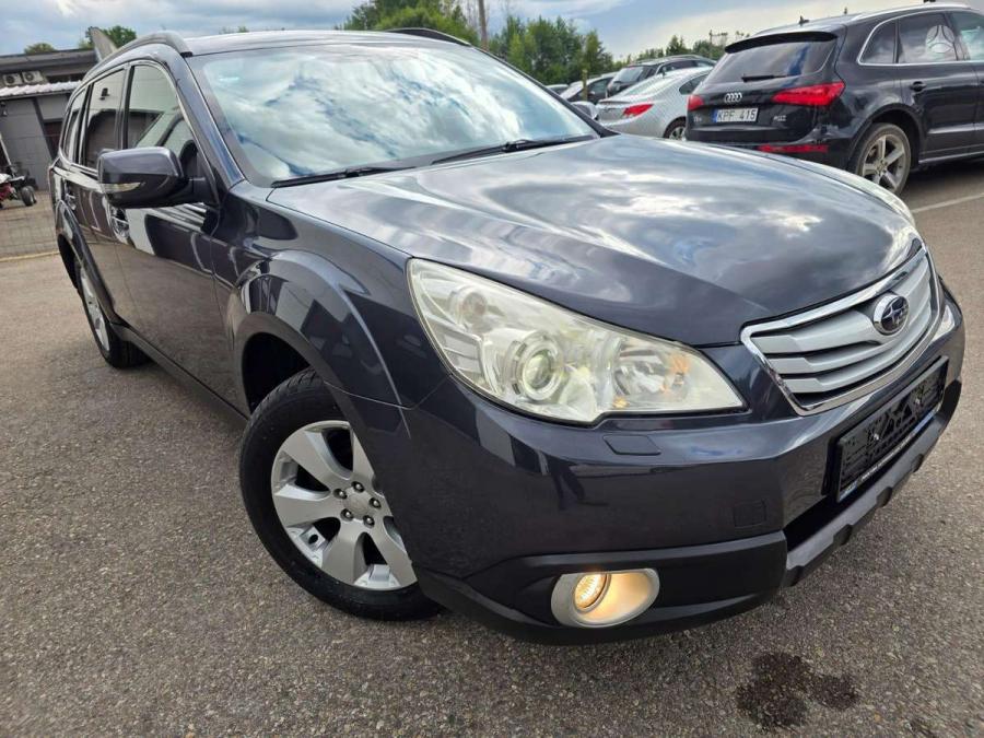 Pelēks Subaru Outback 2010 Utena, ar dzinēja tilpumu 2.46 L un nobraukumu 270 tūkst. km par 7750 €, foto 1 vietnē AUTOMOTO.COM.LV