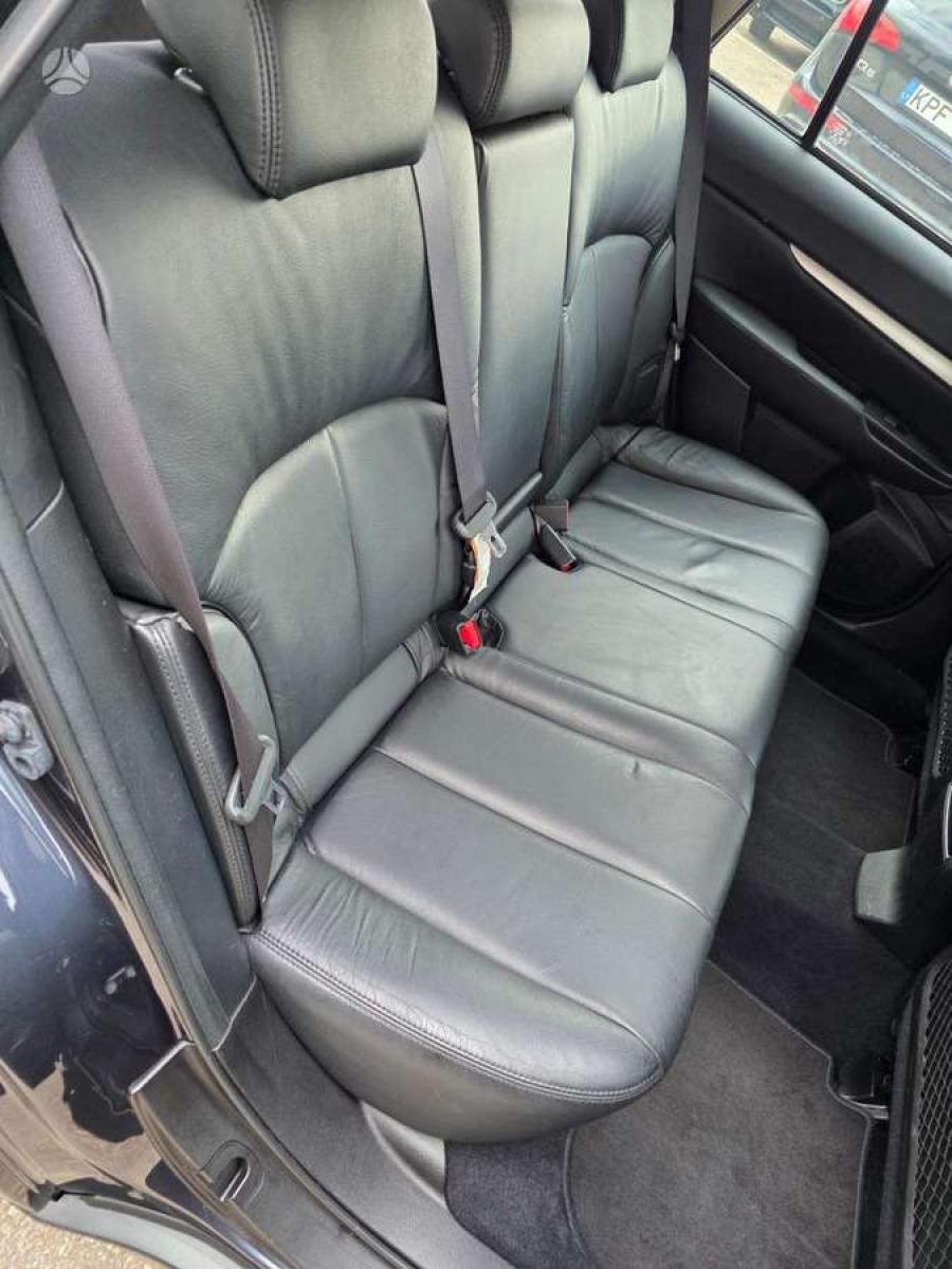 Pelēks Subaru Outback 2010 Utena, ar dzinēja tilpumu 2.46 L un nobraukumu 270 tūkst. km par 7750 €, foto 19 vietnē AUTOMOTO.COM.LV