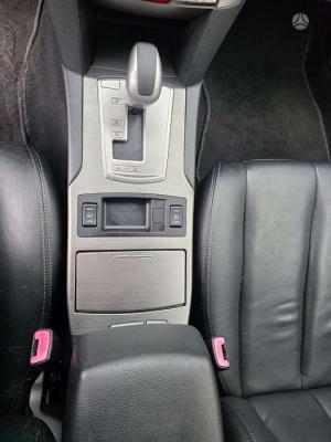 Pelēks Subaru Outback 2010 Utena, ar dzinēja tilpumu 2.46 L un nobraukumu 270 tūkst. km par 7750 €, foto 21 vietnē AUTOMOTO.COM.LV