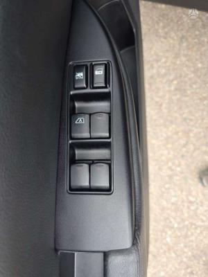 Pelēks Subaru Outback 2010 Utena, ar dzinēja tilpumu 2.46 L un nobraukumu 270 tūkst. km par 7750 €, foto 25 vietnē AUTOMOTO.COM.LV