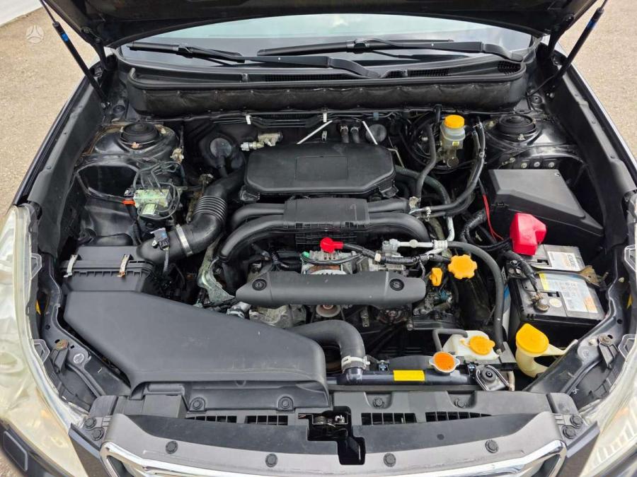 Pelēks Subaru Outback 2010 Utena, ar dzinēja tilpumu 2.46 L un nobraukumu 270 tūkst. km par 7750 €, foto 30 vietnē AUTOMOTO.COM.LV