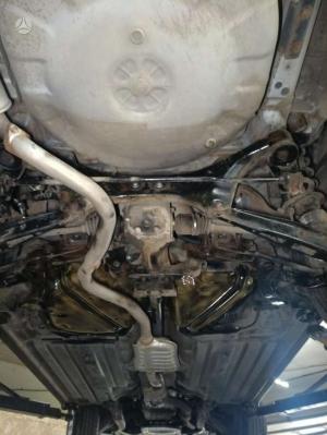 Pelēks Subaru Outback 2010 Utena, ar dzinēja tilpumu 2.46 L un nobraukumu 270 tūkst. km par 7750 €, foto 40 vietnē AUTOMOTO.COM.LV