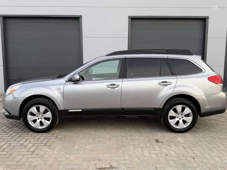 Pelēks Subaru Outback 2010 Viļņa, ar dzinēja tilpumu 2.46 L un nobraukumu 290 tūkst. km par 4200 €, foto 12 vietnē AUTOMOTO.COM.LV