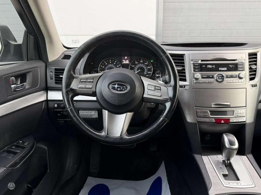 Pelēks Subaru Outback 2010 Viļņa, ar dzinēja tilpumu 2.46 L un nobraukumu 290 tūkst. km par 4200 €, foto 13 vietnē AUTOMOTO.COM.LV