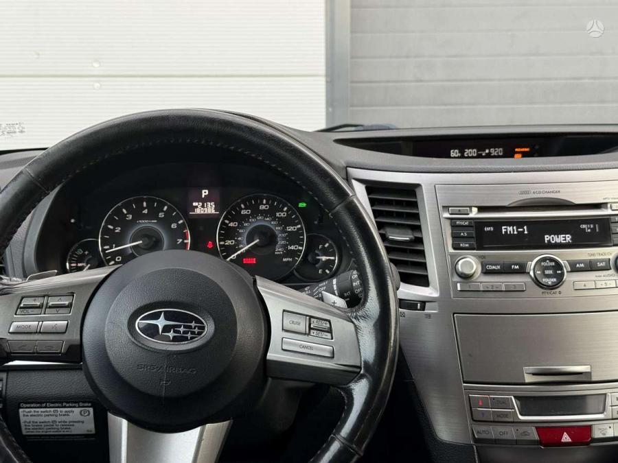 Pelēks Subaru Outback 2010 Viļņa, ar dzinēja tilpumu 2.46 L un nobraukumu 290 tūkst. km par 4200 €, foto 14 vietnē AUTOMOTO.COM.LV
