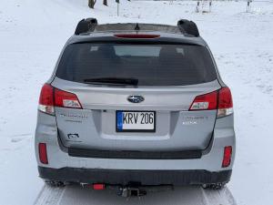 Pelēks Subaru Outback 2011 Viļņa, ar dzinēja tilpumu 2.50 L un nobraukumu 310 tūkst. km par 3100 €, foto 5 vietnē AUTOMOTO.COM.LV