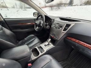 Pelēks Subaru Outback 2011 Viļņa, ar dzinēja tilpumu 2.50 L un nobraukumu 310 tūkst. km par 3100 €, foto 16 vietnē AUTOMOTO.COM.LV