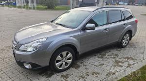 Pelēks Subaru Outback 2011 Rīga, ar dzinēja tilpumu 2.50 L un nobraukumu 278 tūkst. km par 4300 €, foto  vietnē AUTOMOTO.COM.LV