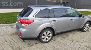 Grey Subaru Outback 2011 in Riga, with an engine capacity of 2.50 L and mileage of 278 thousand km for 4300 €, photo 11 on AUTOMOTO.COM.LV