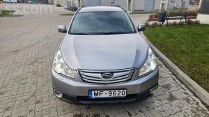 Grey Subaru Outback 2011 in Riga, with an engine capacity of 2.50 L and mileage of 278 thousand km for 4300 €, photo 14 on AUTOMOTO.COM.LV