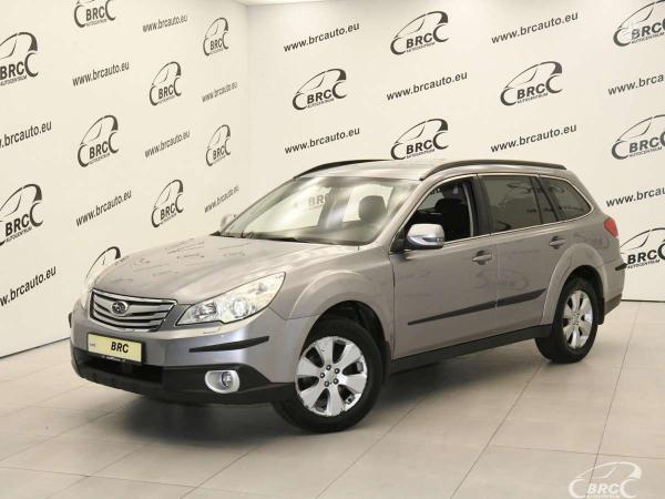 Grey Subaru Outback 2011 in Vilnius, with an engine capacity of 2.46 L and mileage of 147 thousand km for 6500 €, photo 1 on AUTOMOTO.COM.LV