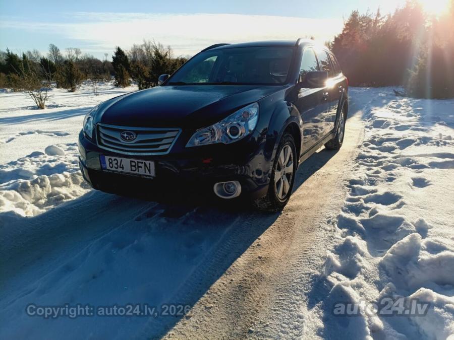 Pelēks Subaru Outback 2011 Kuresāre, ar dzinēja tilpumu 3.60 L un nobraukumu 295 tūkst. km par 5600 €, foto 7 vietnē AUTOMOTO.COM.LV