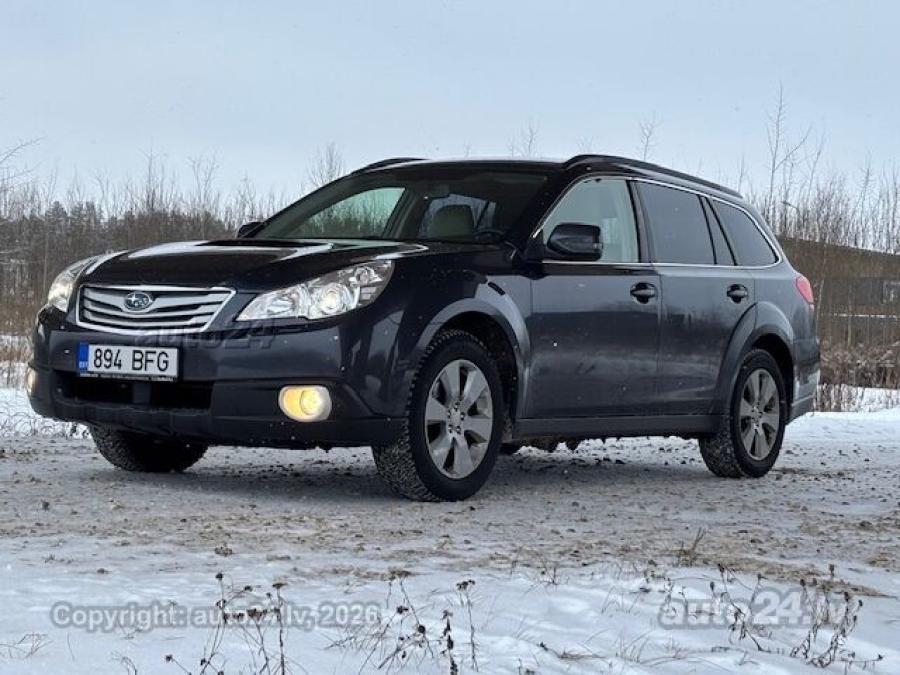 Pelēks Subaru Outback 2011 Tallina, ar dzinēja tilpumu 2.00 L un nobraukumu 198 tūkst. km par 4950 €, foto 1 vietnē AUTOMOTO.COM.LV