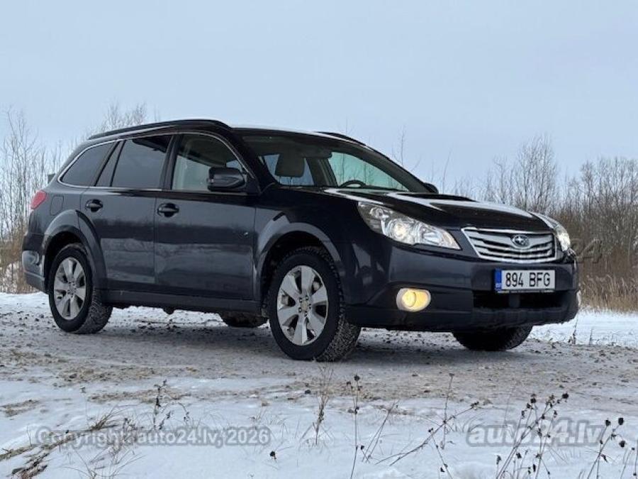 Pelēks Subaru Outback 2011 Tallina, ar dzinēja tilpumu 2.00 L un nobraukumu 198 tūkst. km par 4950 €, foto 2 vietnē AUTOMOTO.COM.LV