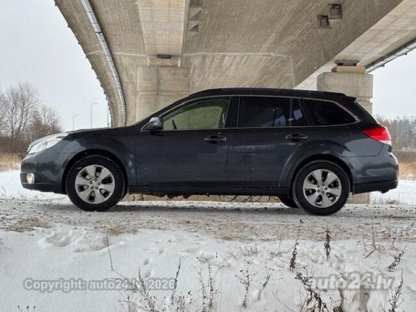 Grey Subaru Outback 2011 in Tallinn, with an engine capacity of 2.00 L and mileage of 198 thousand km for 4950 €, photo 5 on AUTOMOTO.COM.LV