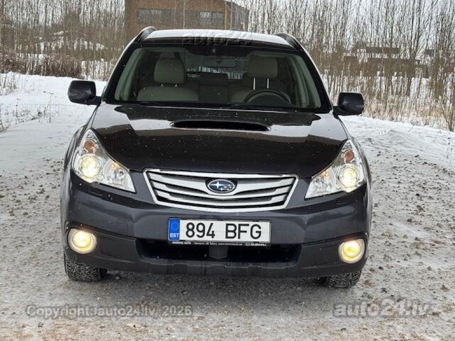 Pelēks Subaru Outback 2011 Tallina, ar dzinēja tilpumu 2.00 L un nobraukumu 198 tūkst. km par 4950 €, foto 7 vietnē AUTOMOTO.COM.LV