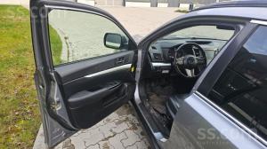 Grey Subaru Outback 2011 in Riga, with an engine capacity of 2.50 L and mileage of 278 thousand km for 4700 €, photo 13 on AUTOMOTO.COM.LV