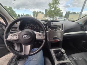 Серый Субару Аутбек 2011 в Таллин, объемом двигателя 2.00 л и пробегом 210 тыс. км за 3300 €, фото 6 на AUTOMOTO.COM.LV