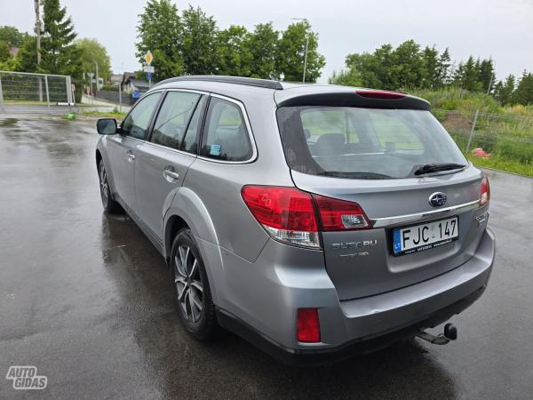 Grey Subaru Outback 2011 in Kretinga, with an engine capacity of 2.00 L and mileage of 256 thousand km for 2600 €, photo 6 on AUTOMOTO.COM.LV