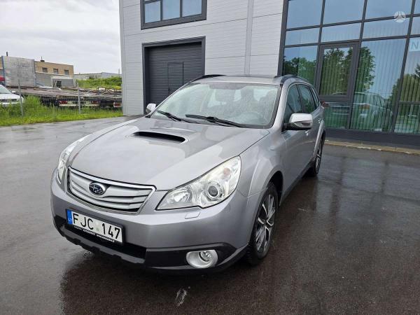 Grey Subaru Outback 2011 in Kretinga, with an engine capacity of 2.00 L and mileage of 255 thousand km for 2800 €, photo 8 on AUTOMOTO.COM.LV