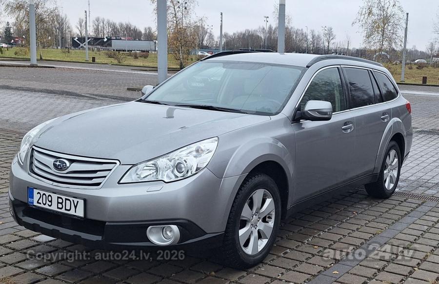 Pelēks Subaru Outback 2011 Tallina, ar dzinēja tilpumu 2.50 L un nobraukumu 216 tūkst. km par 5900 €, foto 3 vietnē AUTOMOTO.COM.LV