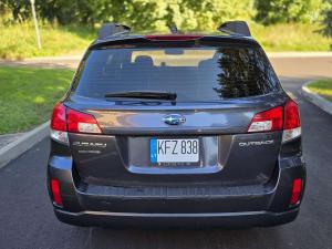 Grey Subaru Outback 2011 in Vilnius, with an engine capacity of 2.46 L and mileage of 330 thousand km for 3600 €, photo 6 on AUTOMOTO.COM.LV