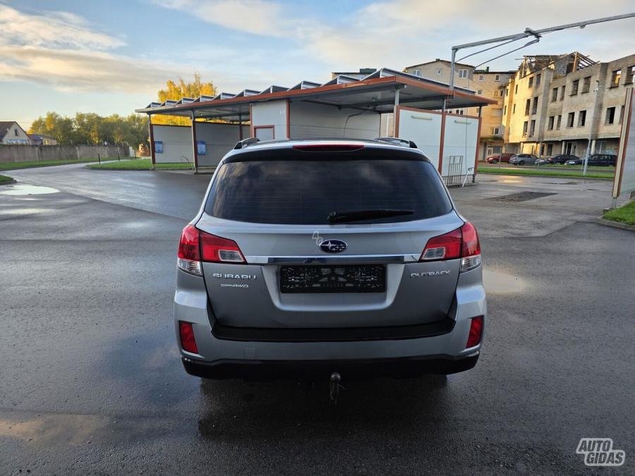 Pelēks Subaru Outback 2011 Kretinga, ar dzinēja tilpumu 2.50 L un nobraukumu 308 tūkst. km par 3995 €, foto 6 vietnē AUTOMOTO.COM.LV