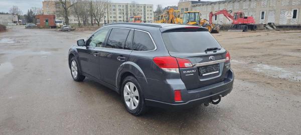 Grey Subaru Outback 2012 in Varena, with an engine capacity of 2.50 L and mileage of 329 thousand km for 5200 €, photo 7 on AUTOMOTO.COM.LV