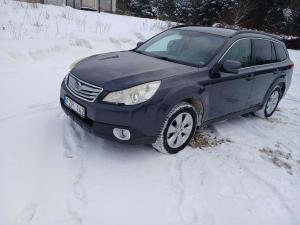 Grey Subaru Outback 2012 in Vilnius, with an engine capacity of 2.46 L and mileage of 289 thousand km for 5300 €, photo 3 on AUTOMOTO.COM.LV