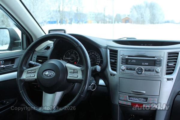Grey Subaru Outback 2012 in Tartu, with an engine capacity of 2.00 L and mileage of 340 thousand km for 2999 €, photo 5 on AUTOMOTO.COM.LV