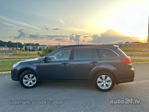 Grey Subaru Outback 2012 in Tallinn, with an engine capacity of 2.50 L and mileage of 240 thousand km for 5900 €, photo 7 on AUTOMOTO.COM.LV