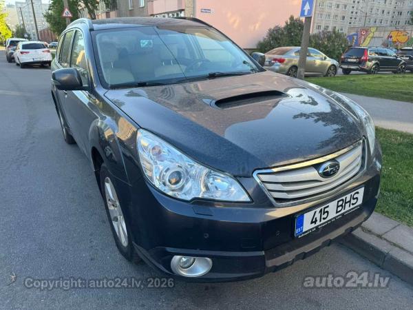 Grey Subaru Outback 2012 in Tallinn, with an engine capacity of 2.00 L and mileage of 194 thousand km for 4999 €, photo 2 on AUTOMOTO.COM.LV