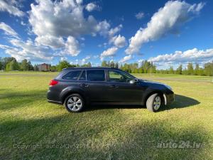 Pelēks Subaru Outback 2012 Tallina, ar dzinēja tilpumu 2.50 L un nobraukumu 186 tūkst. km par 7100 €, foto 6 vietnē AUTOMOTO.COM.LV
