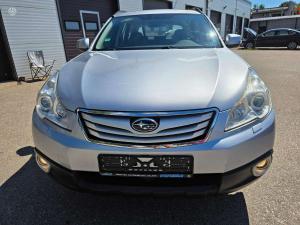 Grey Subaru Outback 2012 in Utena, with an engine capacity of 2.46 L and mileage of 258 thousand km for 8350 €, photo 9 on AUTOMOTO.COM.LV