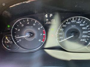 Grey Subaru Outback 2012 in Utena, with an engine capacity of 2.46 L and mileage of 258 thousand km for 8350 €, photo 13 on AUTOMOTO.COM.LV