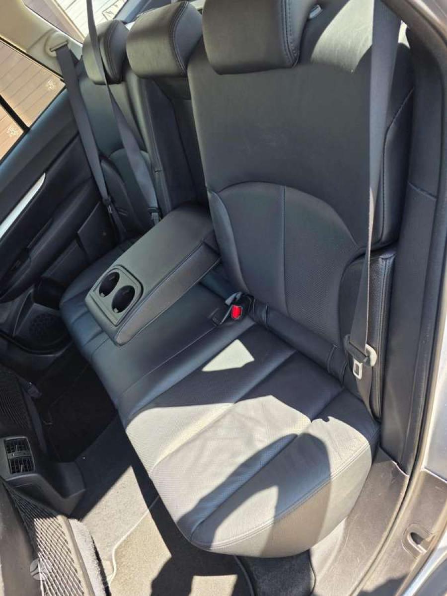Grey Subaru Outback 2012 in Utena, with an engine capacity of 2.46 L and mileage of 258 thousand km for 8350 €, photo 18 on AUTOMOTO.COM.LV